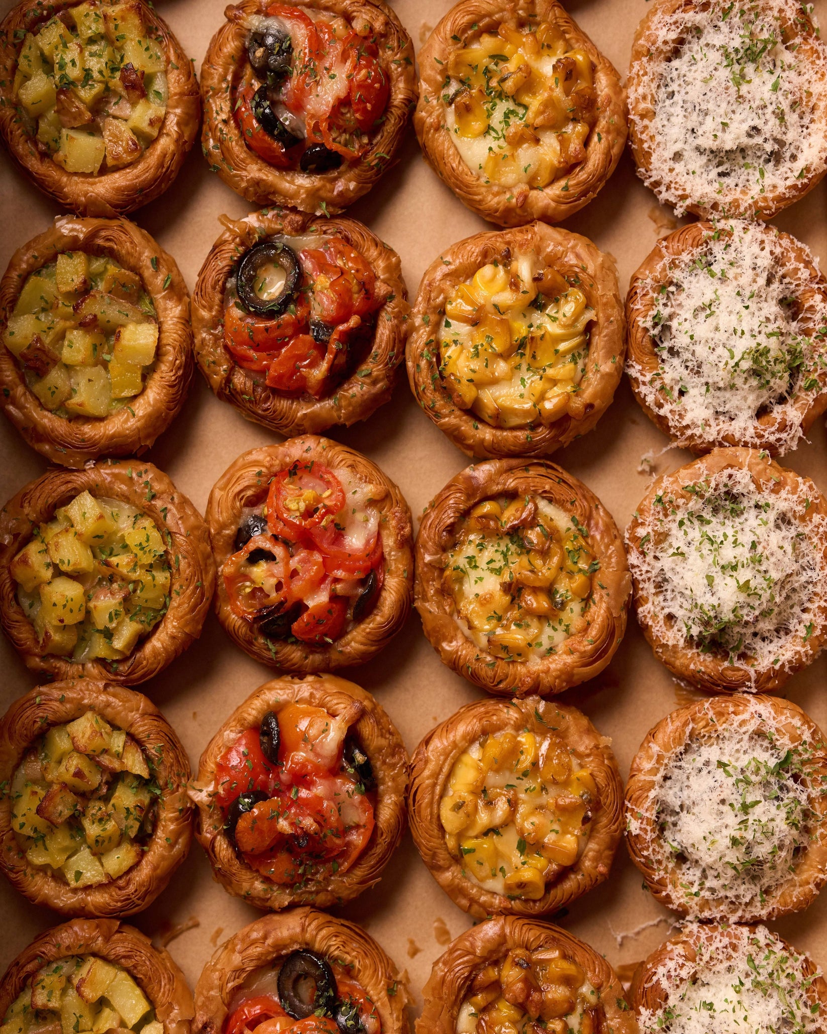 Mini Savoury Danish Set (24pcs)
